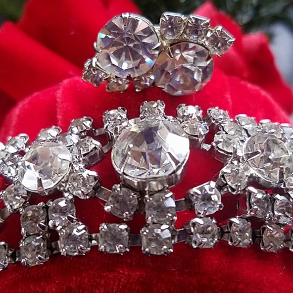 Vintage | Jewelry | Kramer Vintage Rhinestone Set Bracelet Earrings ...